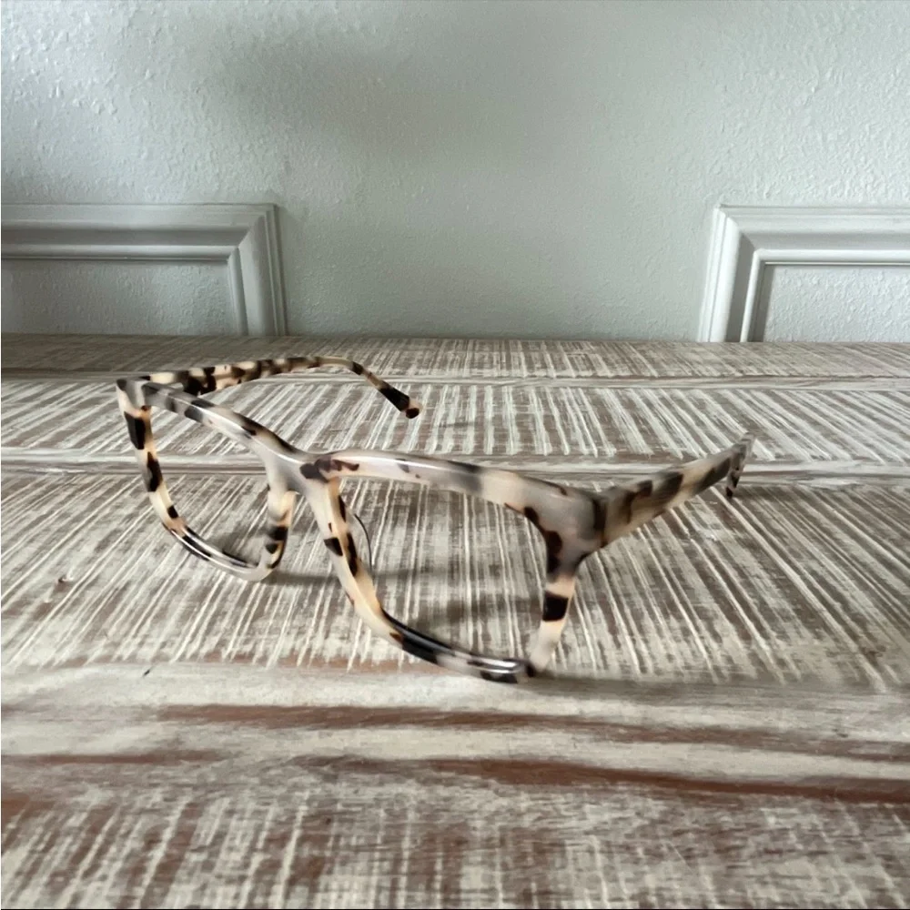 Zenni | Accessories | Chic Tortoise Shell Square Glasses | Poshmark